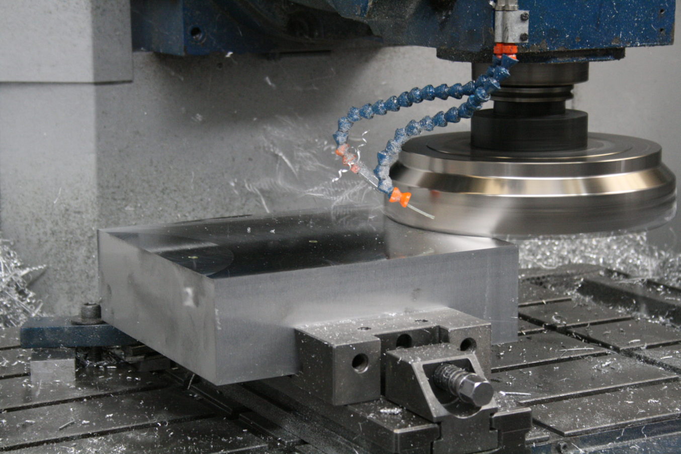 Fresatura | Fresatura su misura | Fresatura delle barre e piastre